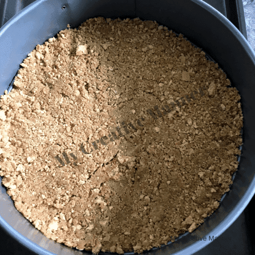 Mouth watering baked cheesecake with cherry topping