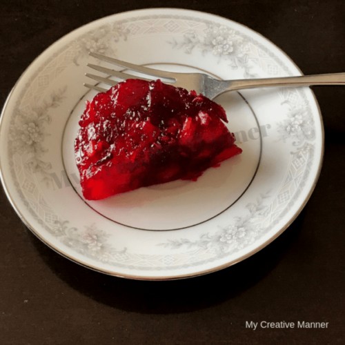 This Raspberry Cranberry Jello Salad Is Easy To Make For Holidays