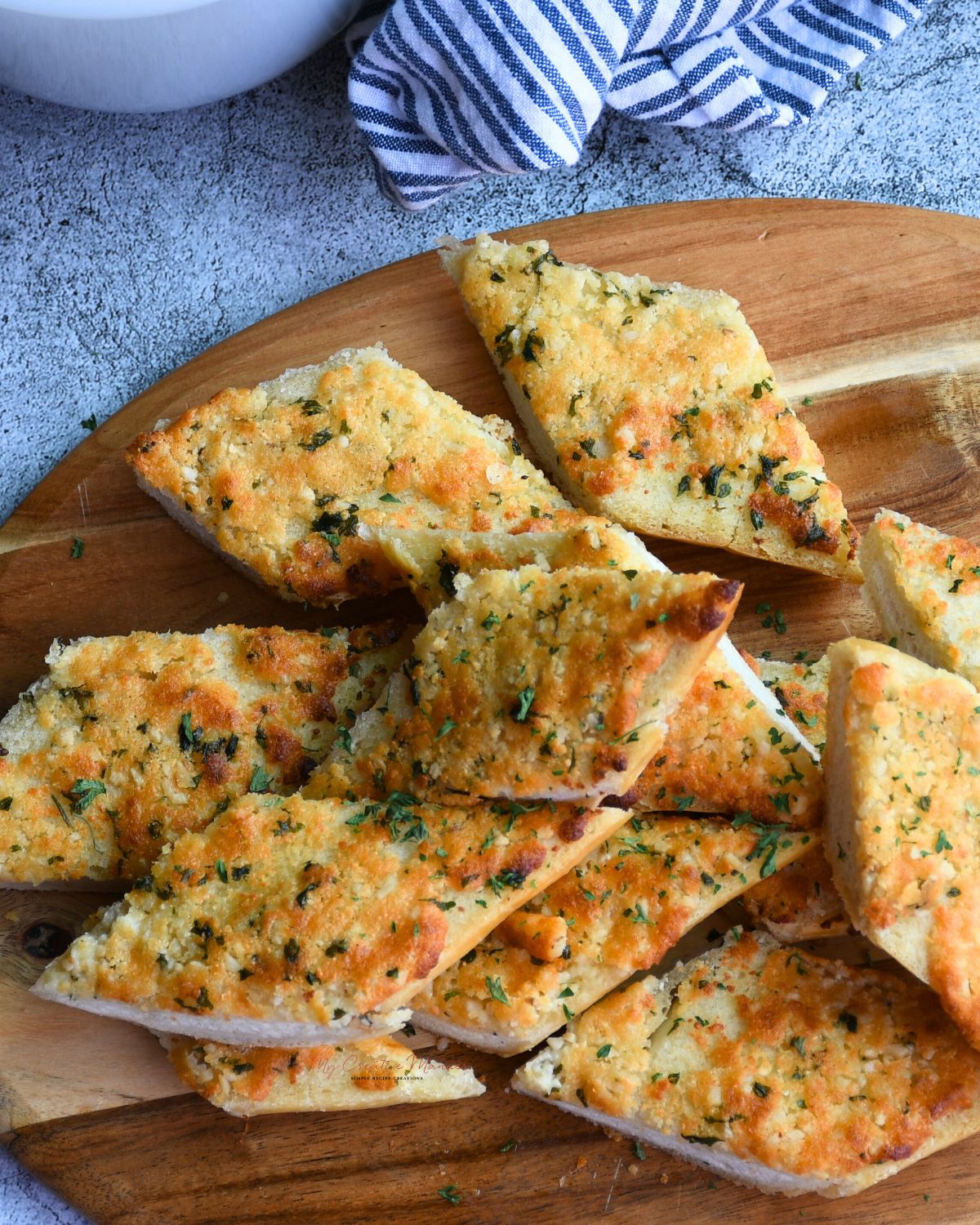 Easy Parmesan Garlic Bread Recipe